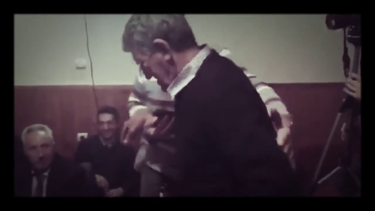 Atmosfer ne Odat Shqiptare - YouTube