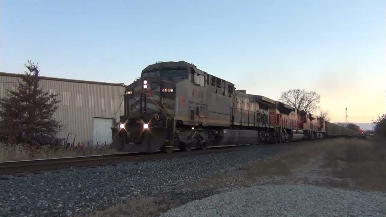 KCSM #4569 (Grey Ghost) Leads NB TXUX Coal Train. Grandview, MO 11/29/24 - YouTube