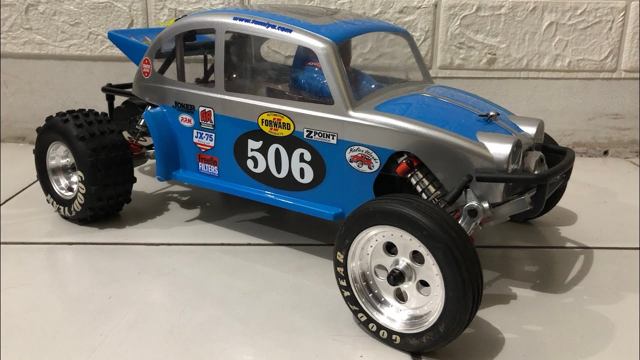 Unboxing Kyosho Beetle - YouTube