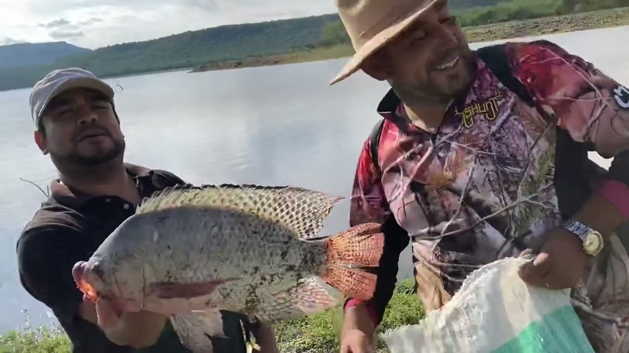 Una Buena Pesca Con Los Primos De Hugo - YouTube
