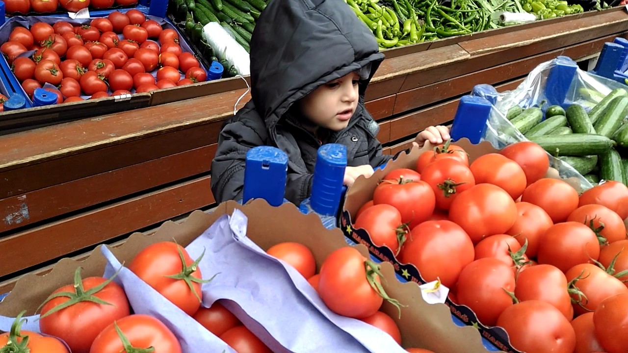 Kids sell.. - YouTube