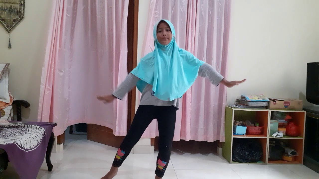 Senam Angguk versi 1 by Nazifa - YouTube