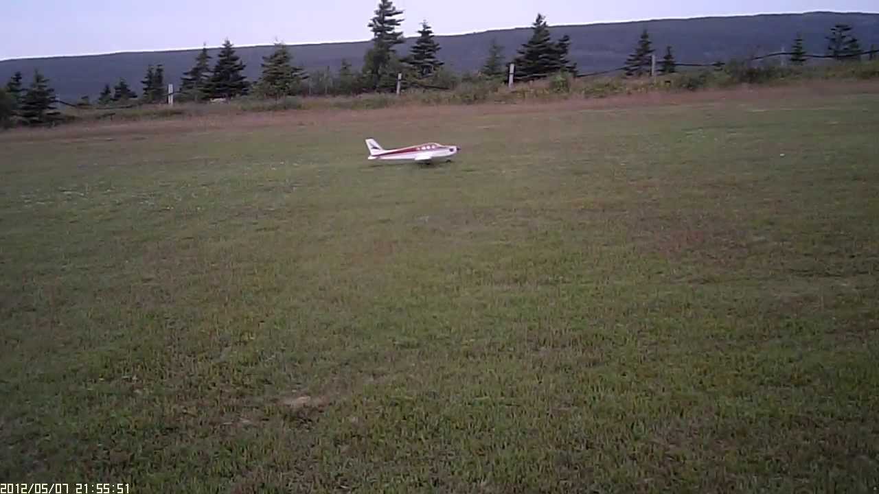 Great Planes Cherokee 40 ARF RC airplane with a good landing - YouTube