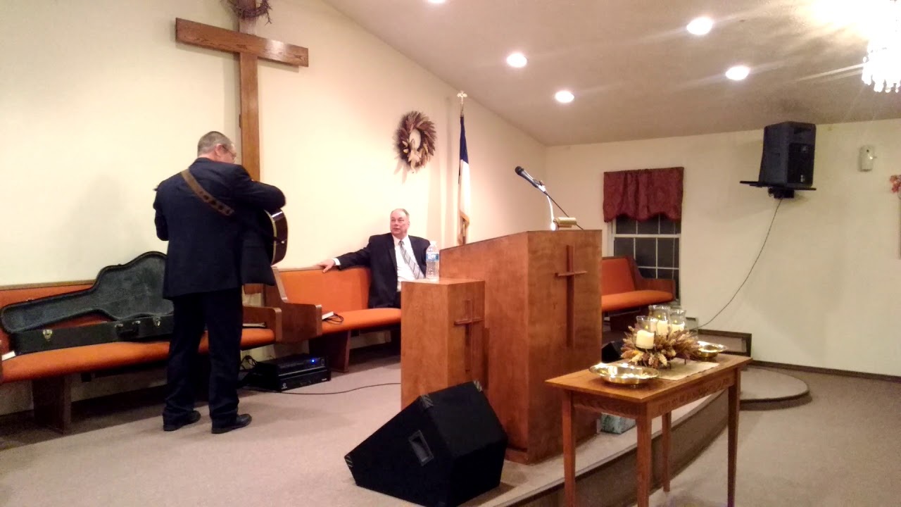 Fall Revival Day #4 - George Sears - Singing. - YouTube