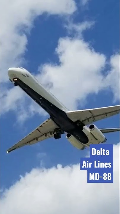 Delta MD88 landing #shorts - YouTube