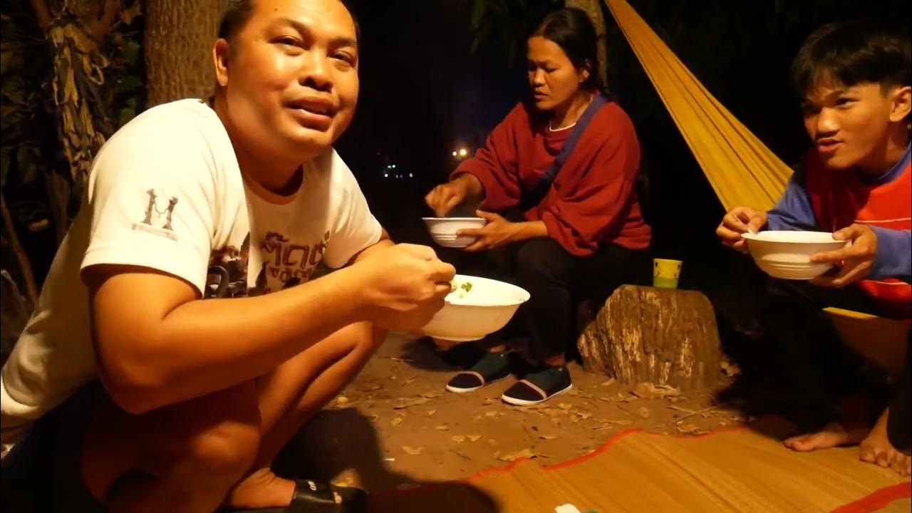 แฟนคลับผมมาทำอาหารให้ทาน - YouTube