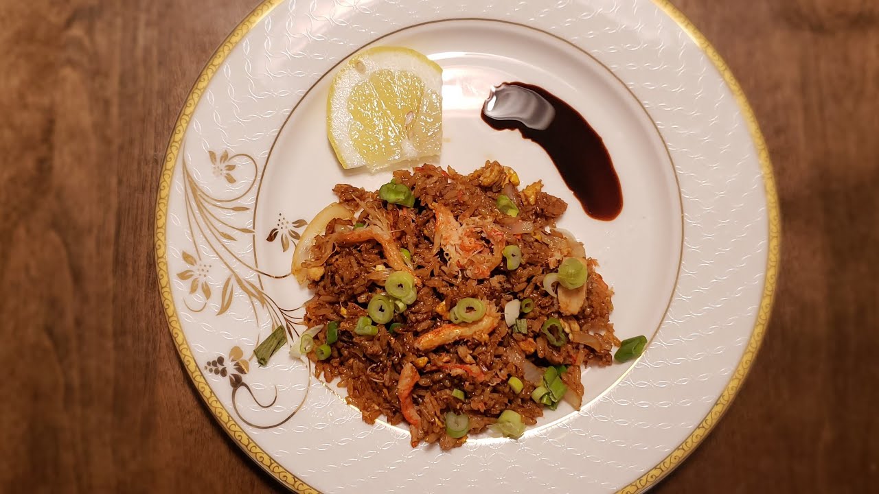 Thai Crab Fried Rice (Kao Pad Pu) - YouTube