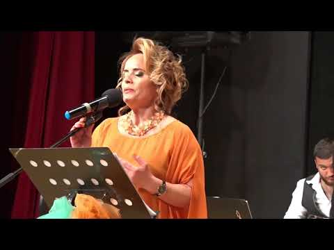 Bergüzar& Netice Çevik Taşkoparan  Çaya İner Ağlarım Gülü Deste Bağlarım