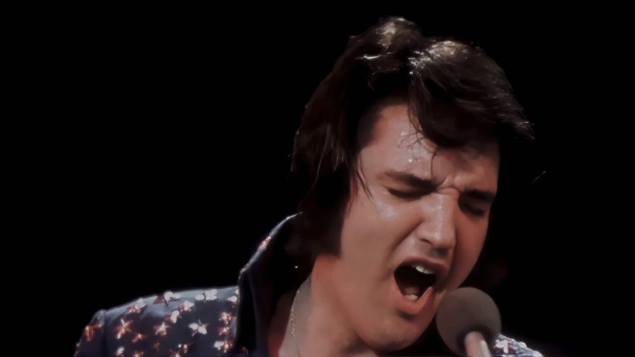 Elvis Presley - Bridge Over Troubled Water - 1972 (Subtitles PT/ENG ...