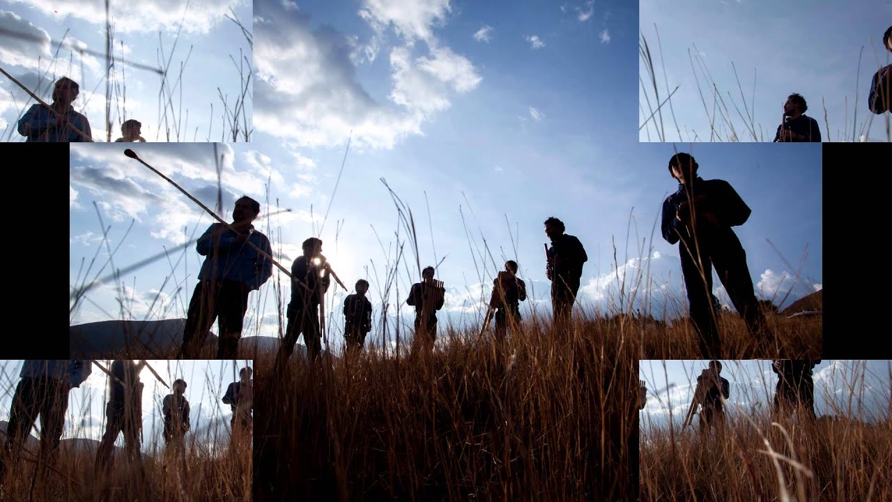 A ORILLAS DEL RIO CHONTA - SERRANOVA - YouTube