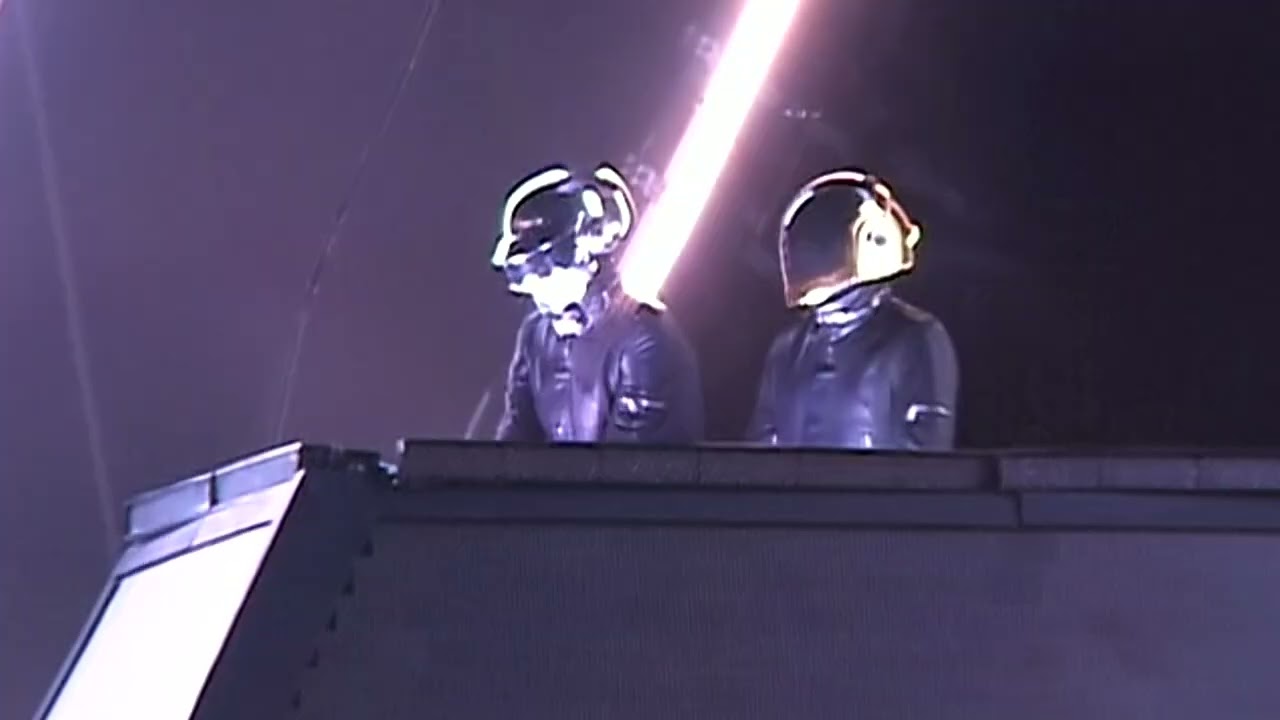 Daft Punk - 2007-10-27 - Vegas - Alive 2007 - [3-Camcorder/HQ-Audio ...