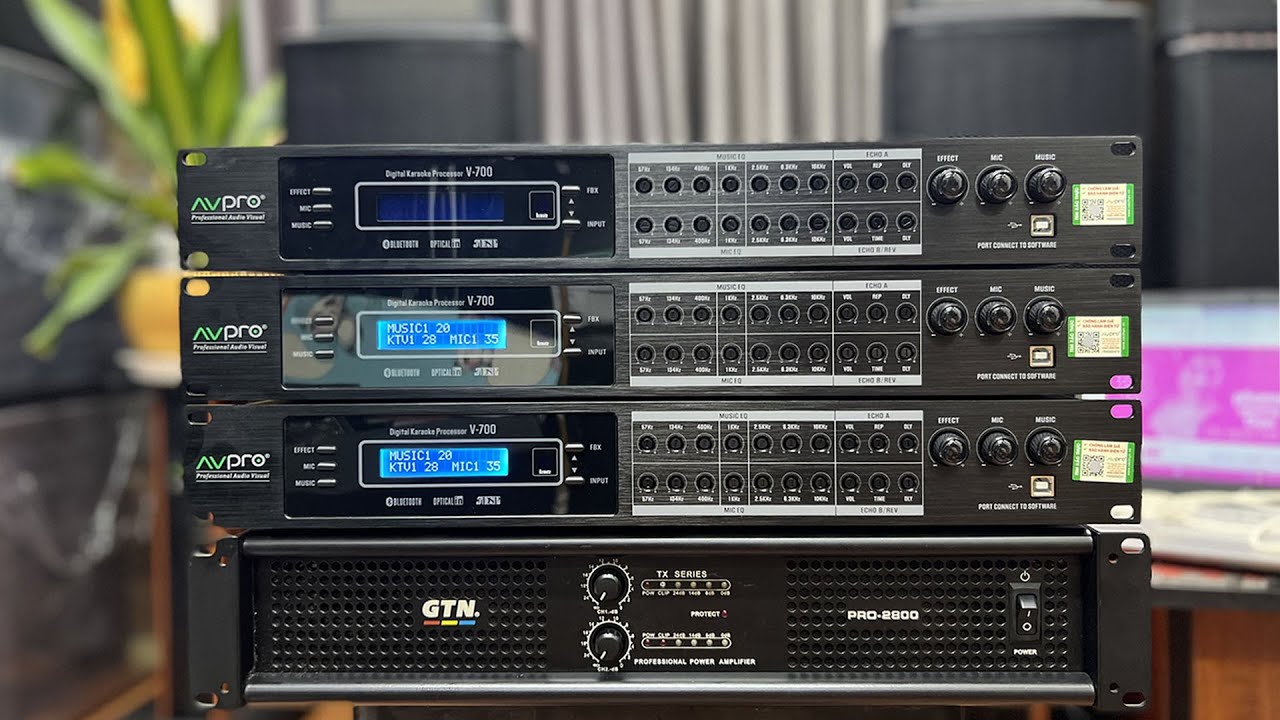 Vang Cơ Lai Số V700 Cao Cấp Hát Reved +Echo Siêu Mượt New - YouTube