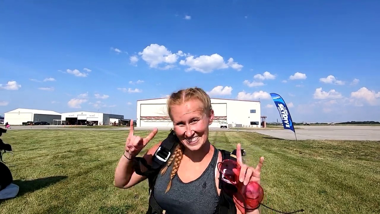 Brooke Bandy - Tandem Skydive at Skydive Indianapolis - YouTube