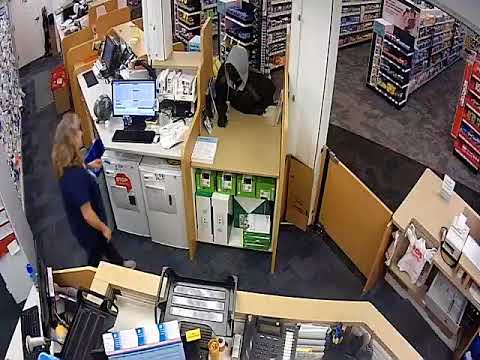 CVS in Lexington Robbed on April 7 2018 - YouTube