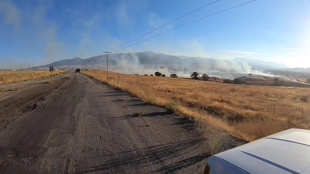 Tehachapi Fire Live October 18, 2020 - YouTube