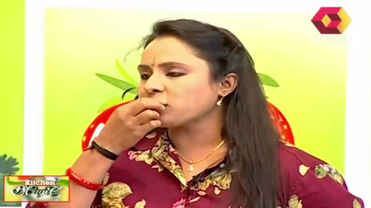 Celebrity Kitchen Magic: Apple Eating Competition - YouTube