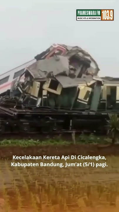 Kecelakaan ini melibatkan dua kereta api yakni KA 66 Turangga dan KA 350 commuter line - YouTube