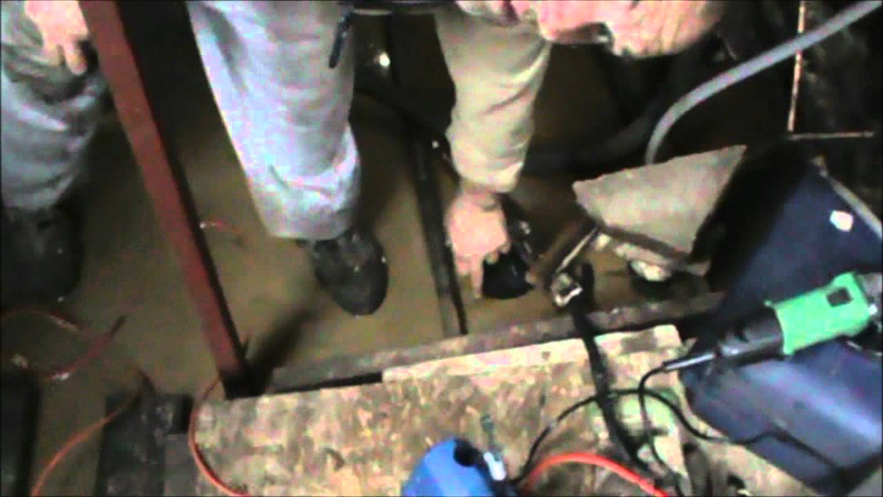 cutting steel bulkheads - YouTube