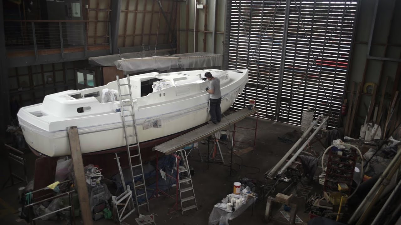 Restoration of my 1975 Malo 40H - Painting the deck - YouTube