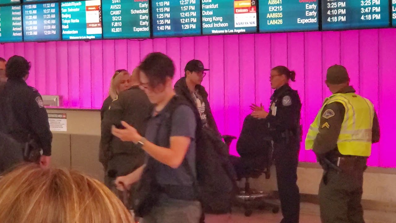 Us customs calls lax airport police for help - YouTube