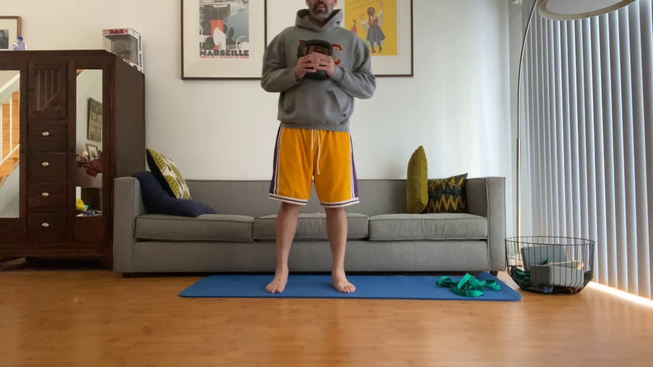 Wide Stance Squats with pulse - YouTube
