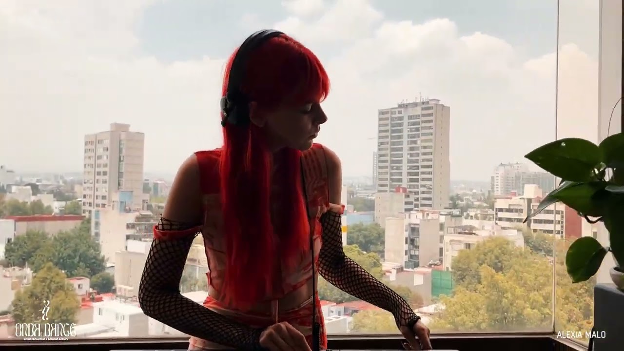ALEXIA MALO | DANCE EN CASA, BY ONDA DANCE, CDMX - YouTube