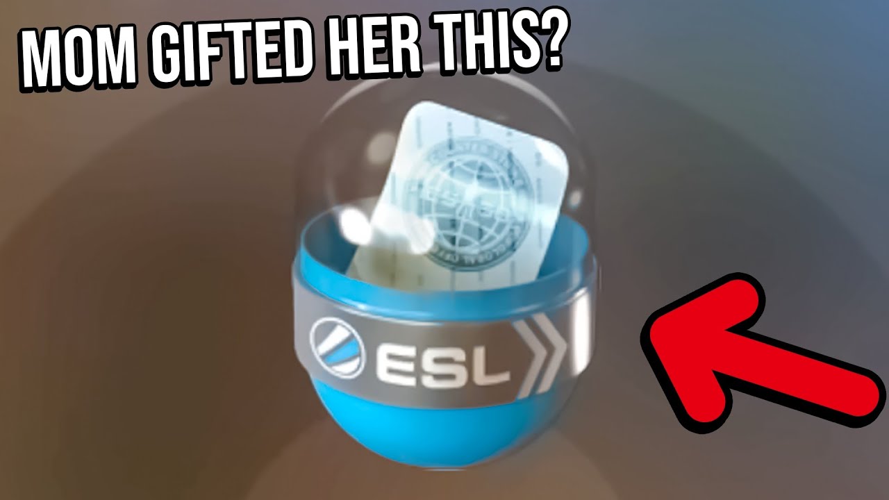 HER MOM GIFTED HER THIS KATO CAPSULE?! - YouTube