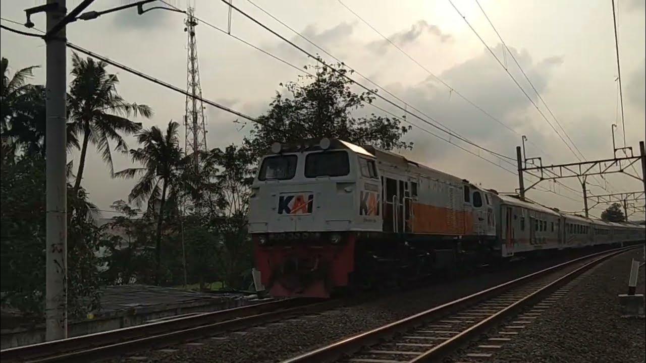Ka Gumarang Tujuan Pasar Senen - Surabaya Pasar Turi melintas kawasan Bekasi - YouTube