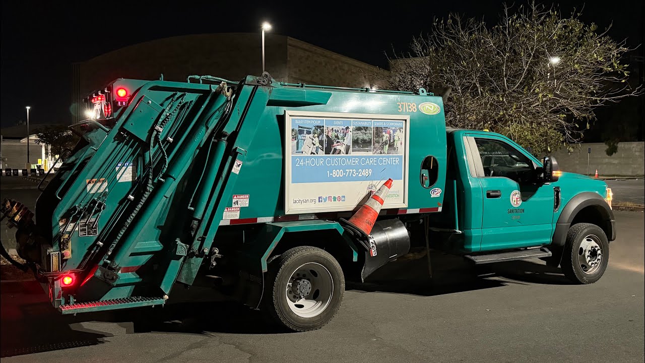 Baby Garbage Truck on Venice (CA) Trash! - Garbage Man POV - YouTube