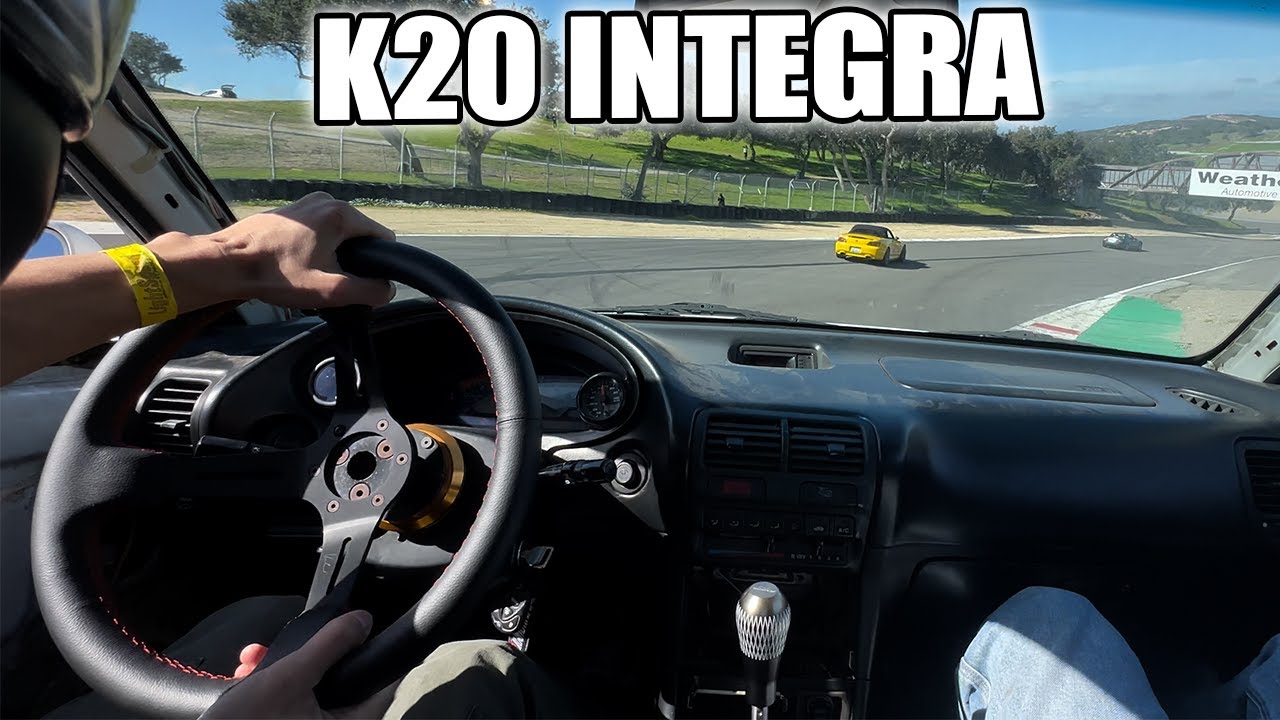 Ripping VTEC at the Track!! | K20 Integra - YouTube