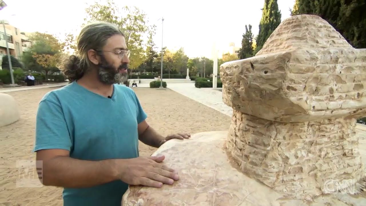 Inside the Middle East, The sculptor who's obsessed with rocks - YouTube