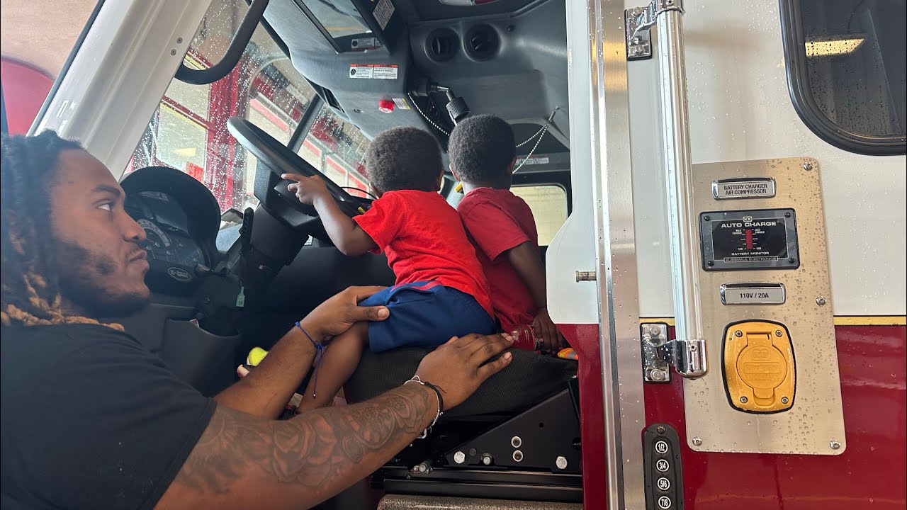 TOOK TODDLERS TO THE FIRESTATION TO MEET THE FIREFIGHTERS 🧑🏽‍🚒🧯| SAT IN ...