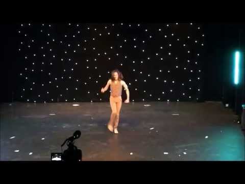 Bollywood Dance - One two three four Get on the Dance Floor - Chennai Express
