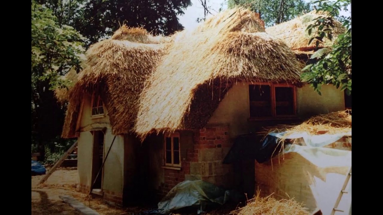 Tots Tv (Making of the cottage) - YouTube