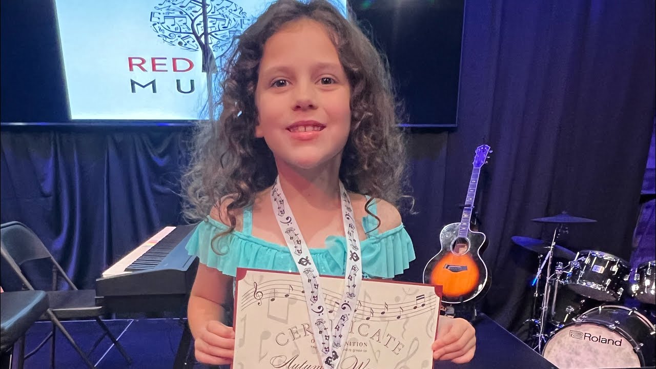 My first ever singing solo at 7 years old! - YouTube