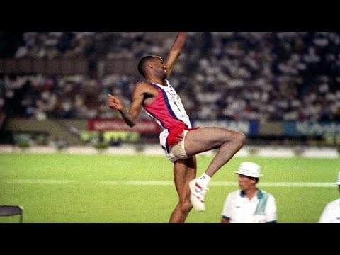Il SALTO in LUNGO: Lo STACCO - YouTube