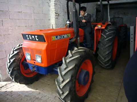 SAME LEONE - YouTube