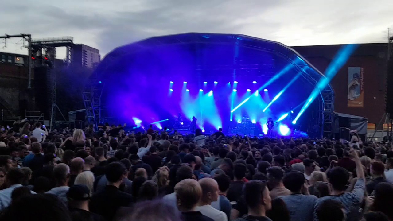 BLOSSOMS AT CASTLEFIELD BOWL 8th July 2017 - THIS MOMENT - YouTube