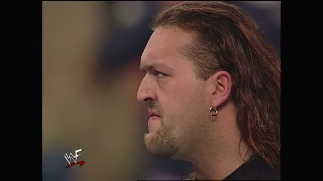 WWF Championship match: Big Show vs Triple H. Monday Night RAW (McMahon ...