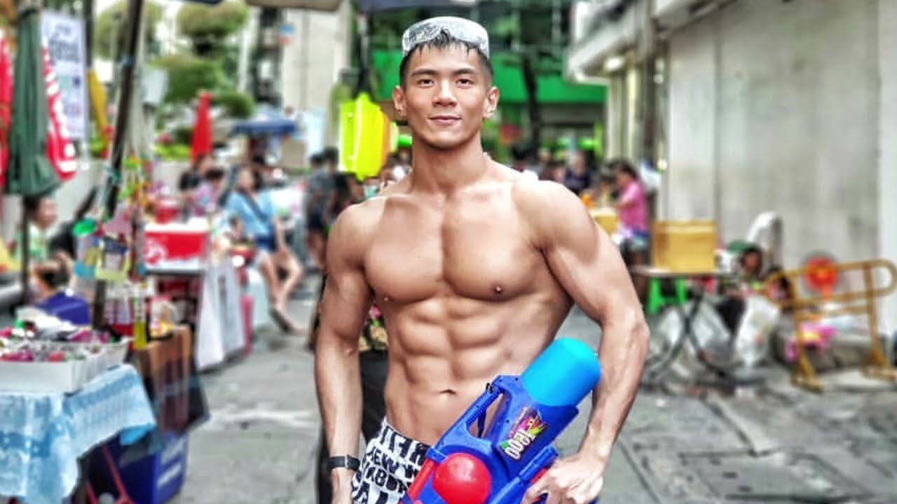 Frandy Tan: The Young Fitness Model with Incredible Abs and Dedication ...