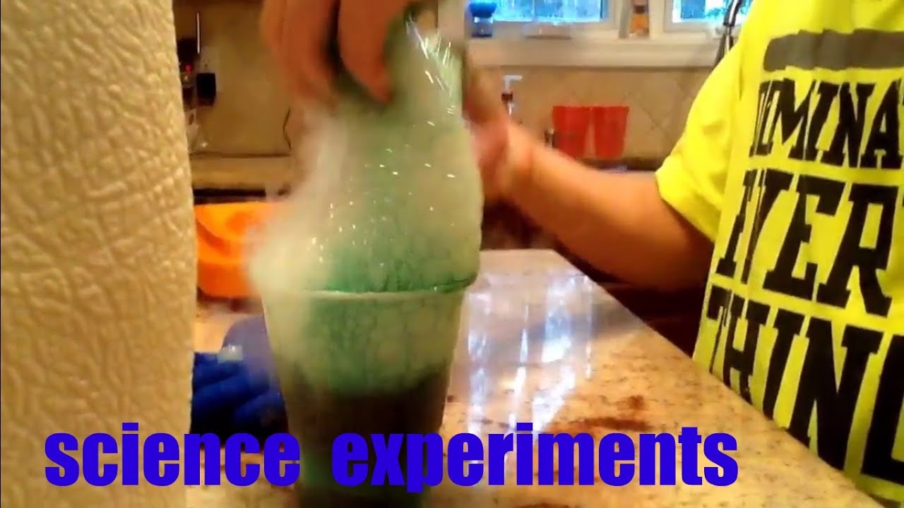 Science experiments w/ dry ice - YouTube