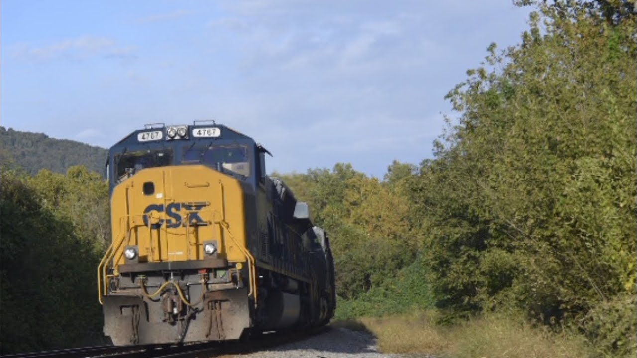 Chaseing a CSXT 4767 - YouTube