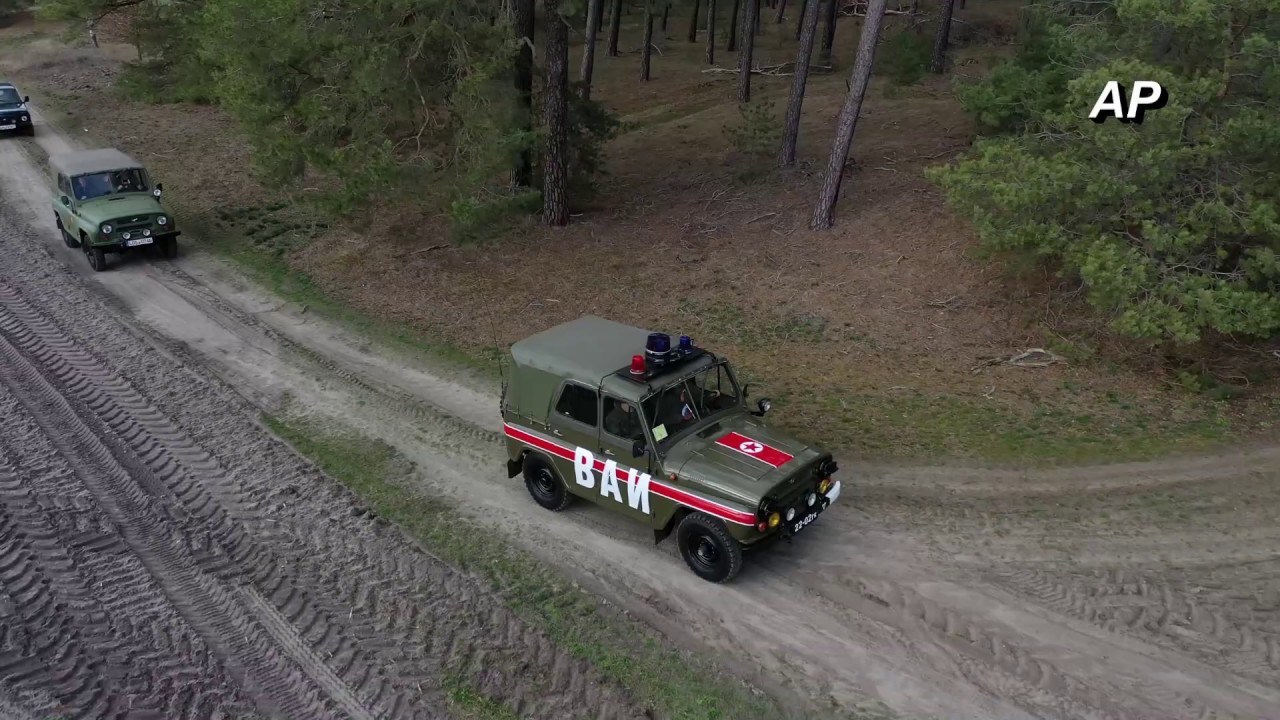 GDR and Russian military vehicles in East Germany - YouTube