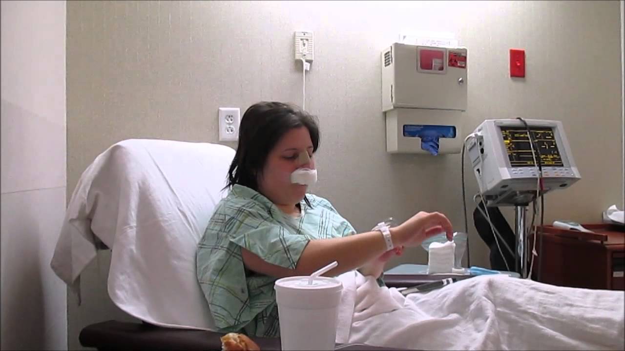 Getting My Broken Nose Fixed - YouTube