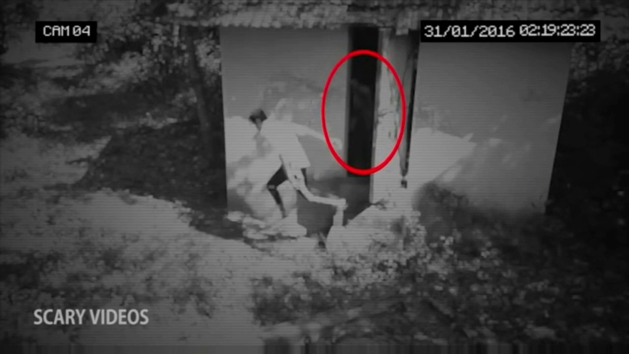 Real Gost catch in CCTV camera || live gost video || gost attack on ...