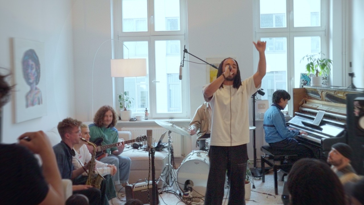 Cozy living Room Concert In my Berlin Living Room - YouTube