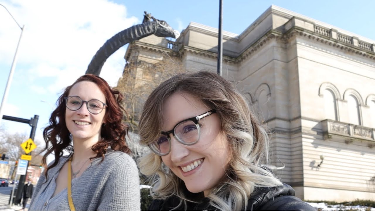 Girls day at the Museum - YouTube