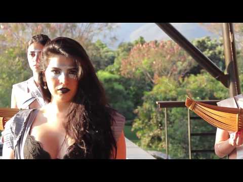 Morena de Grandes Ojos (Cortometraje)