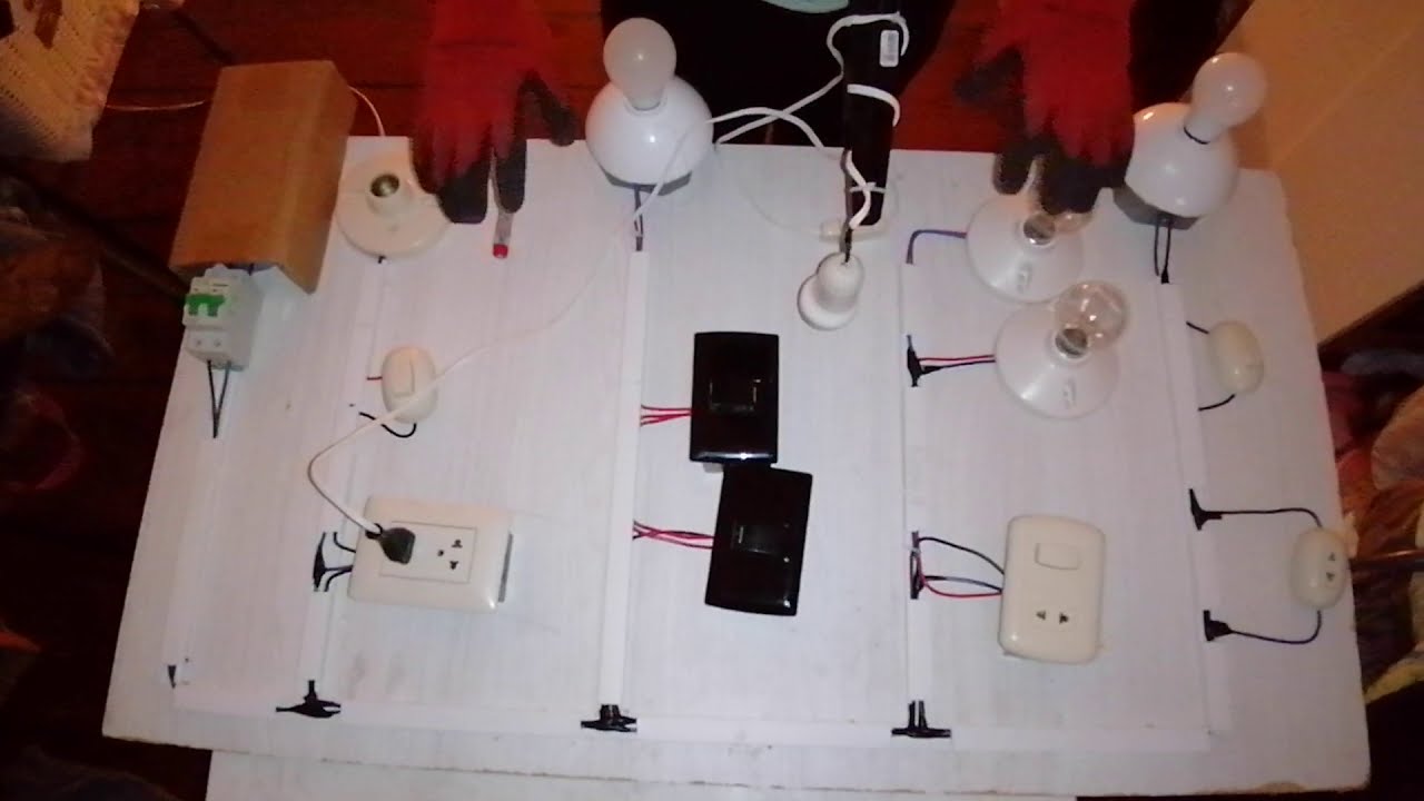 CIRCUITO BÁSICO DE ELECTRICIDAD. - YouTube