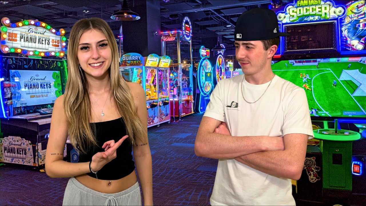 Winning Every Arcade Game With My Girlfriend *Difficult* - YouTube